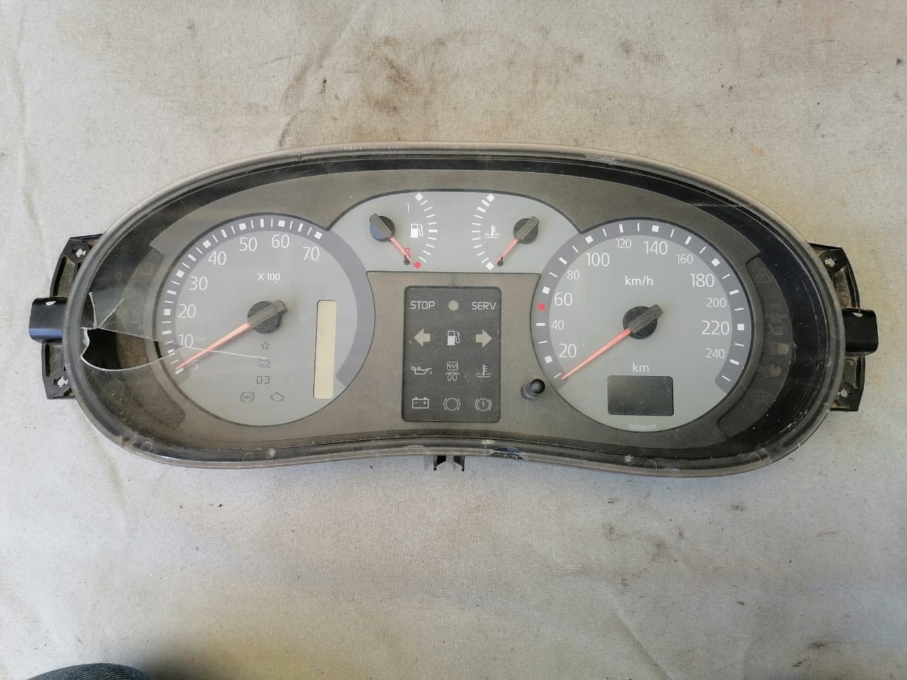 TABLERO, CLUSTER DE INSTRUMENTOS PLATINA :: Rac-renault